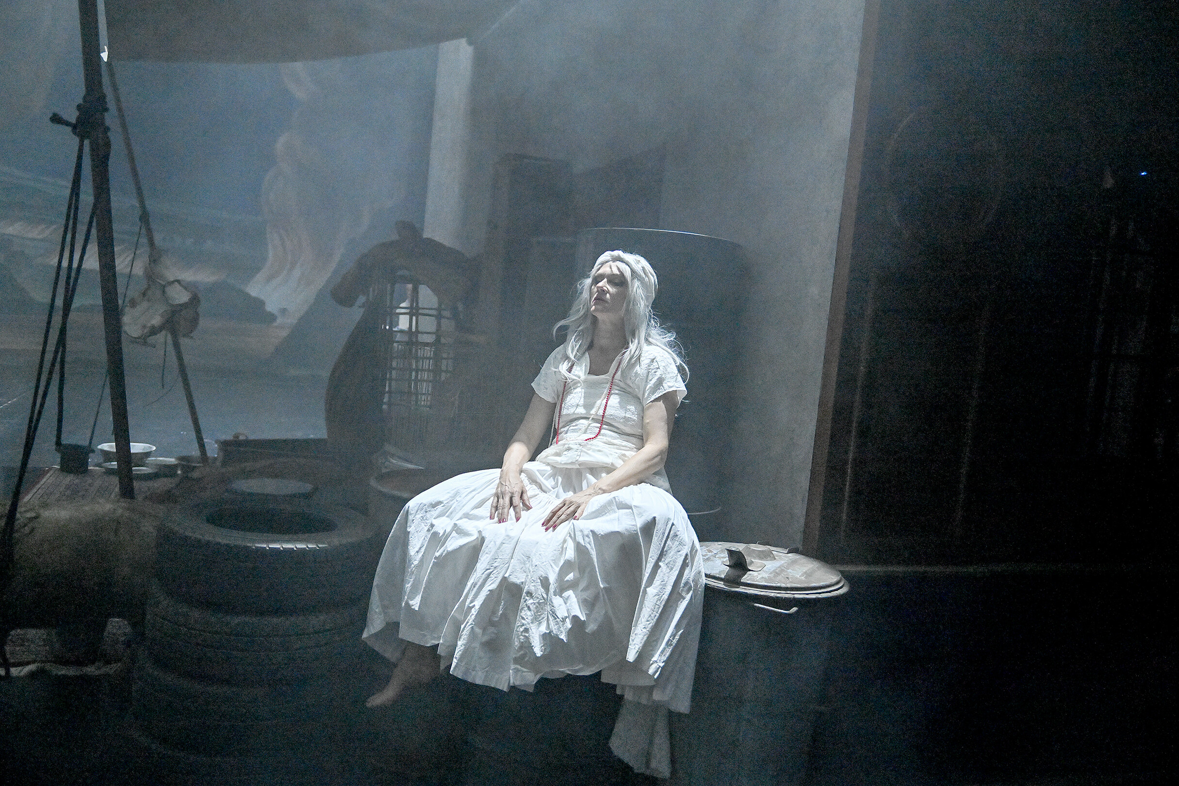 Dantons Tod, von Georg Büchner unter Verwendung von DER AUFTRAG von ...