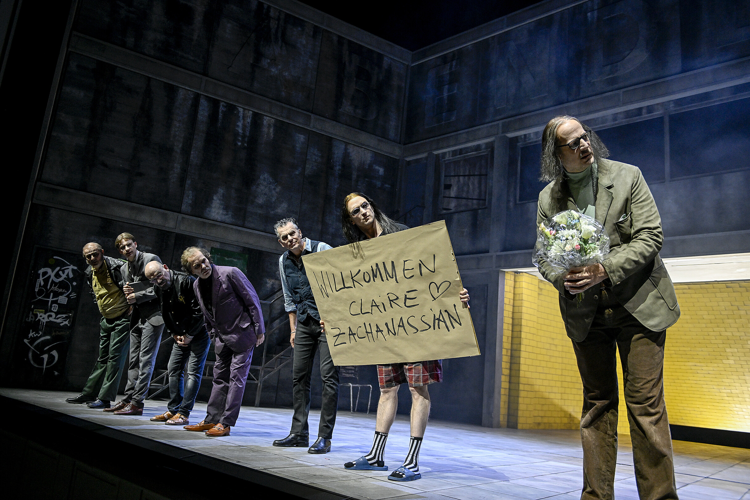 Der Besuch der alten Dame, Tragische Komödie von Friedrich Dürrenmatt ...