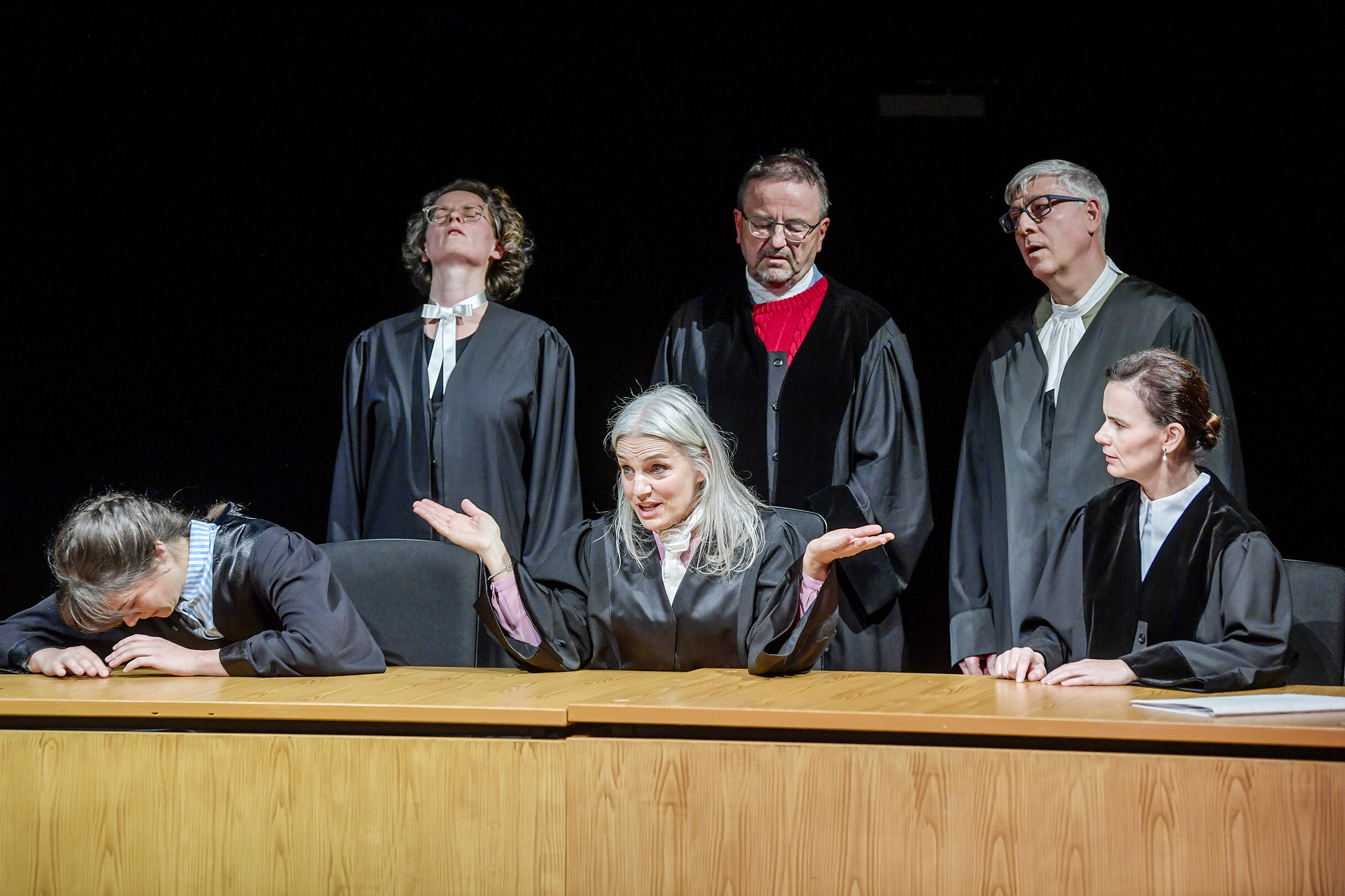 Justitia, mit Dresdner Bürger*innen zwischen Recht und Gerechtigkeit ...