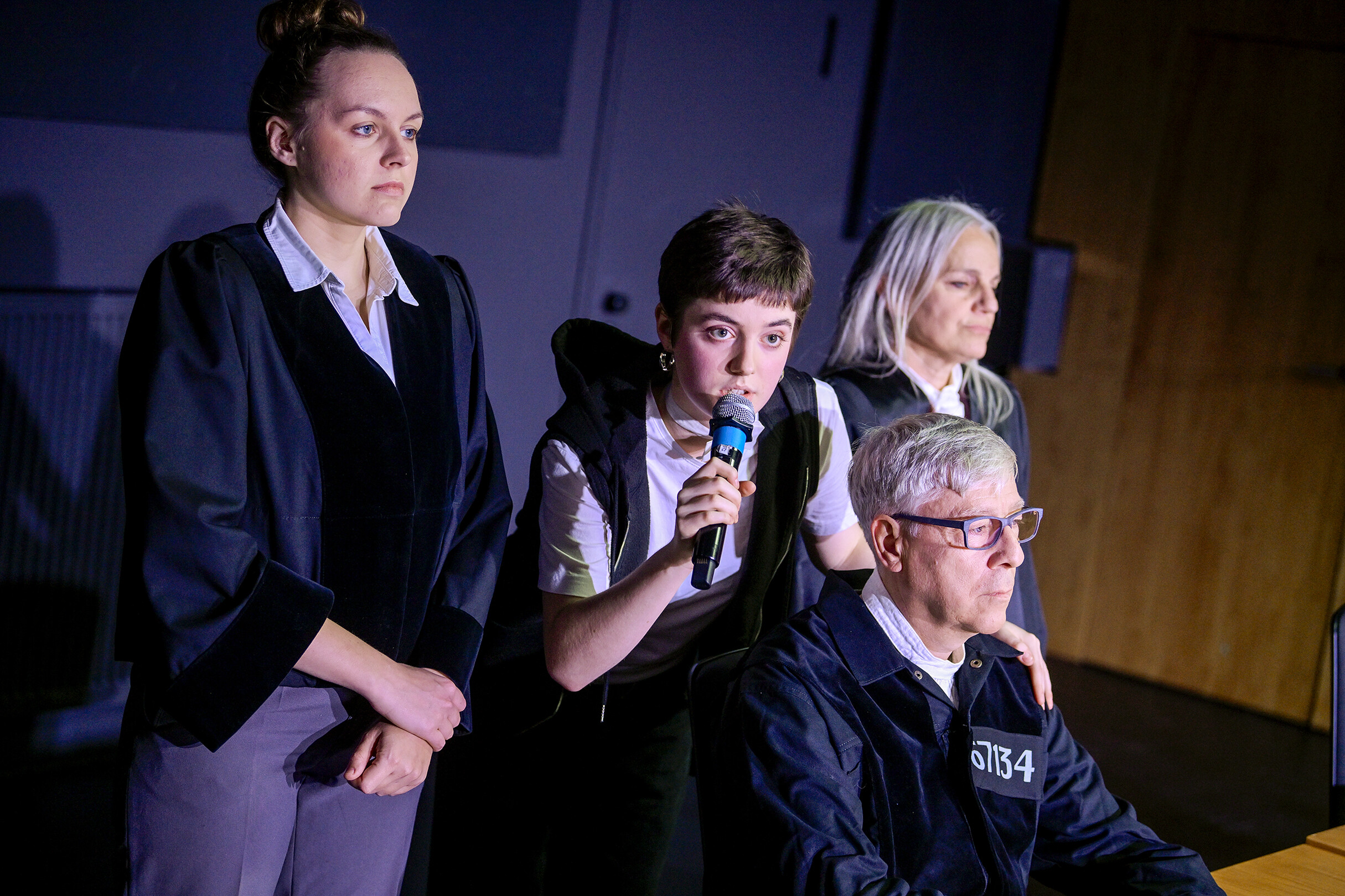 Justitia, mit Dresdner Bürger*innen zwischen Recht und Gerechtigkeit ...