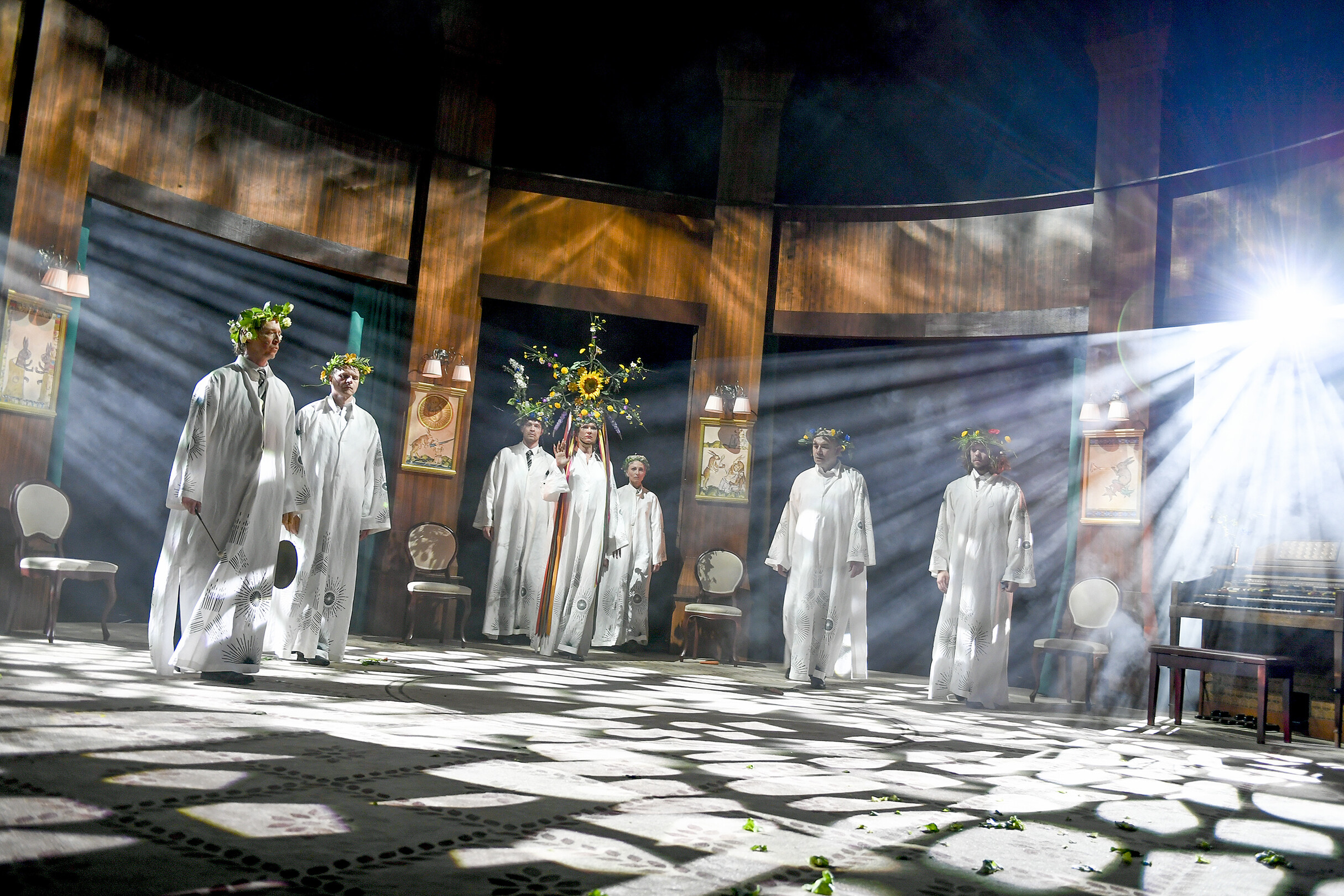 Nadja Stübiger | Staatsschauspiel Dresden