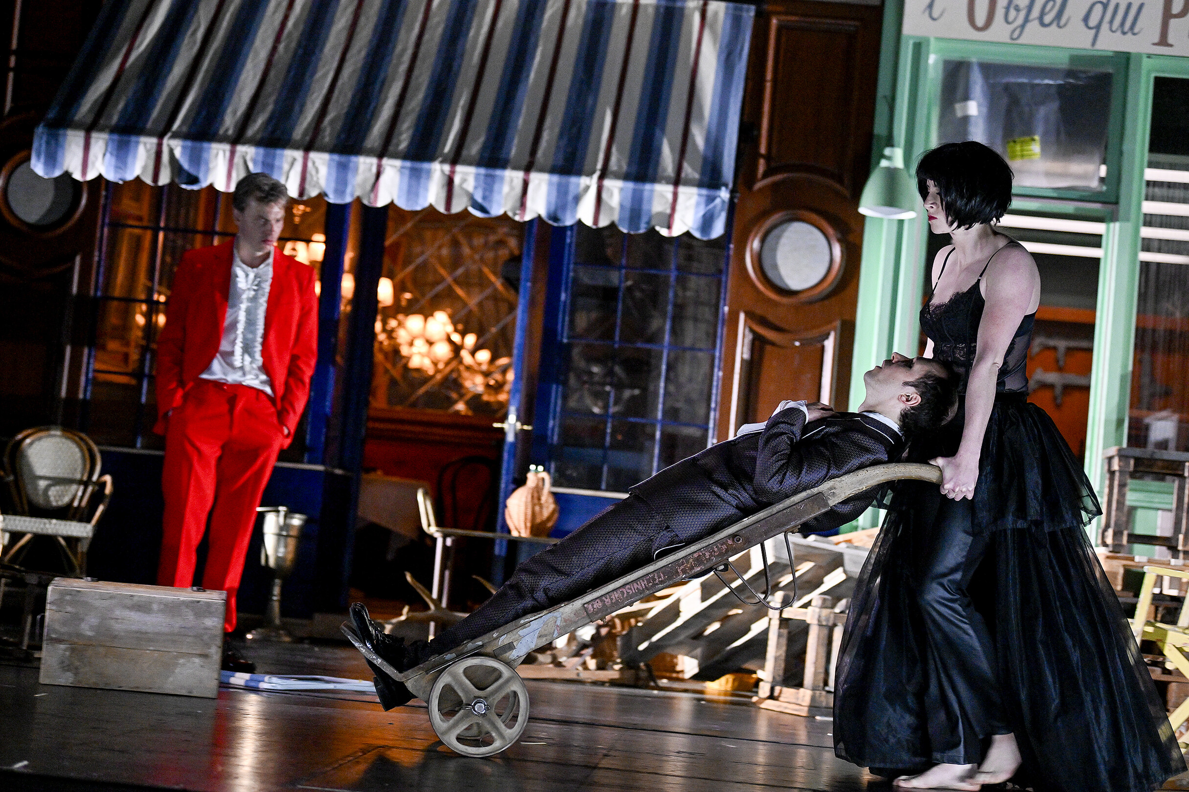 Dantons Tod, von Georg Büchner unter Verwendung von DER AUFTRAG von ...